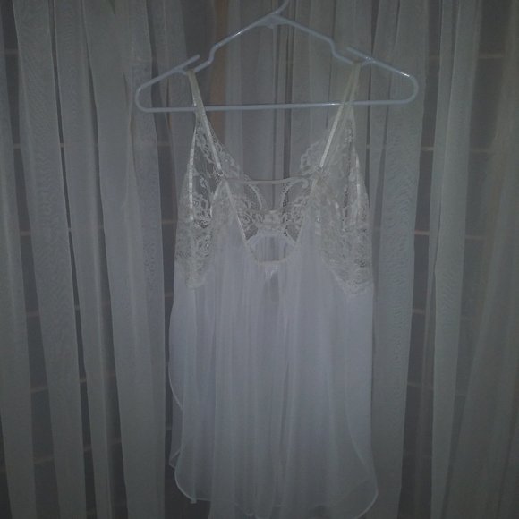 In Bloom | Intimates & Sleepwear | In Bloom White Chiffon Lace Shorty ...